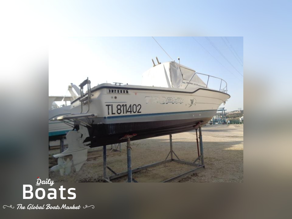 1991 Bayliner Trophy 2352 Wa for sale. View price, photos and Buy 1991 ...