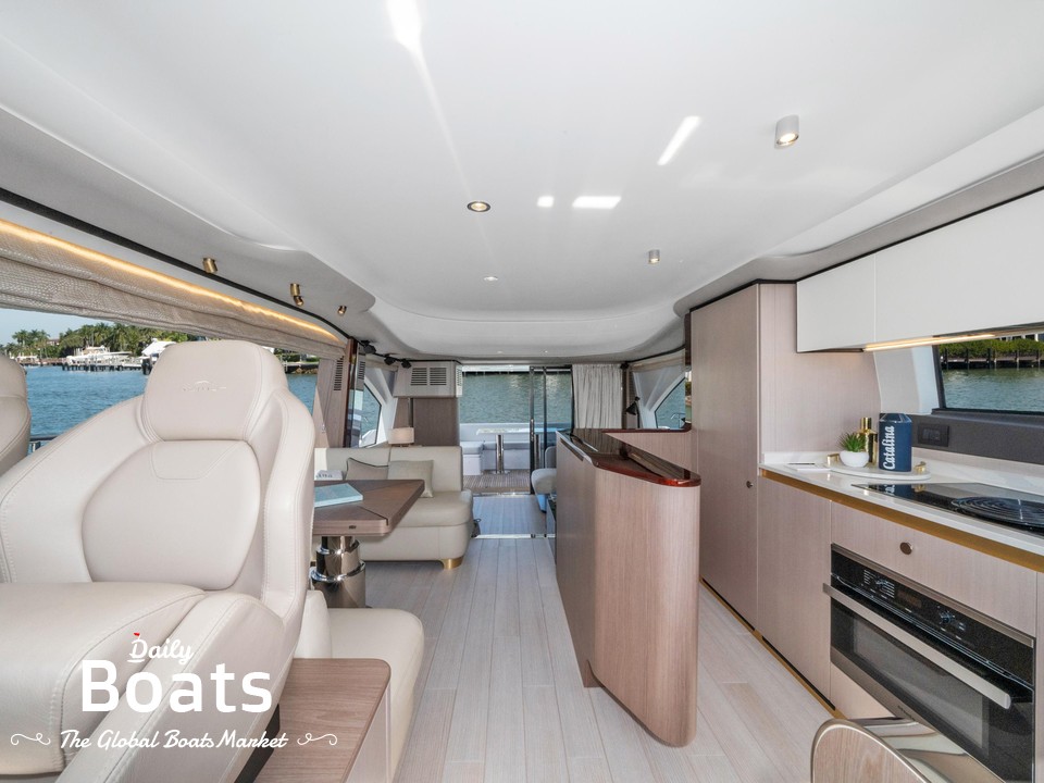 2022 Azimut 60 Fly for sale. View price, photos and Buy 2022 Azimut 60 Fly #300550