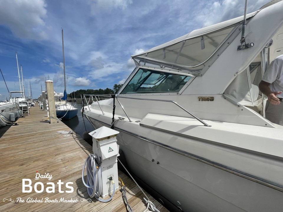 1998 Tiara Yachts 3500 Express for sale. View price, photos and Buy ...