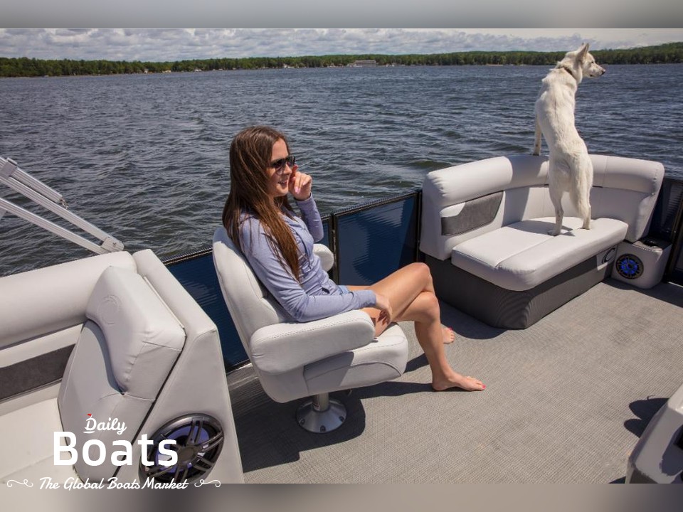 2022 Crest Classic Lx 200 for sale. View price, photos and Buy 2022 ...