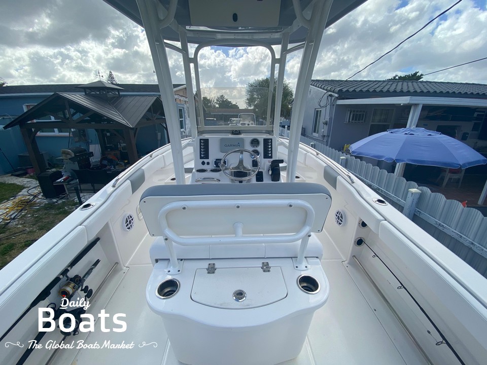 2021 Robalo R222 Center Console for sale. View price, photos and Buy ...