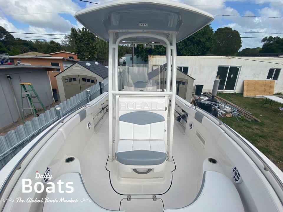 2021 Robalo R222 Center Console for sale. View price, photos and Buy ...
