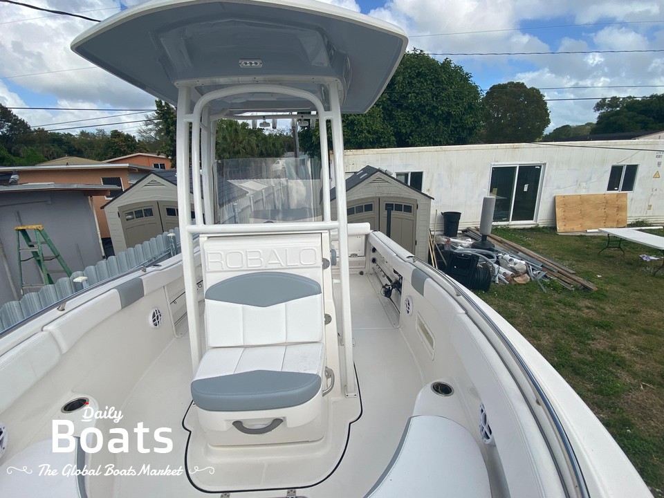 2021 Robalo R222 Center Console for sale. View price, photos and Buy ...