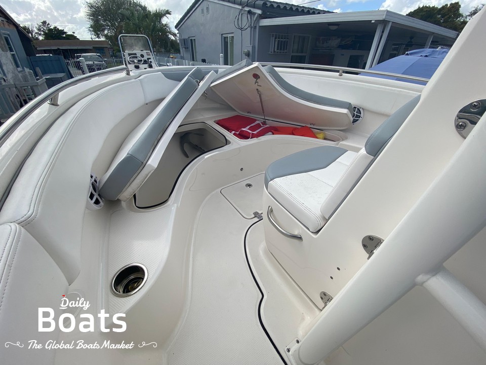 2021 Robalo R222 Center Console for sale. View price, photos and Buy ...