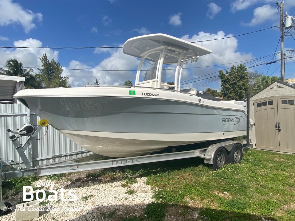 2021 Robalo R222 Center Console for sale. View price, photos and Buy ...