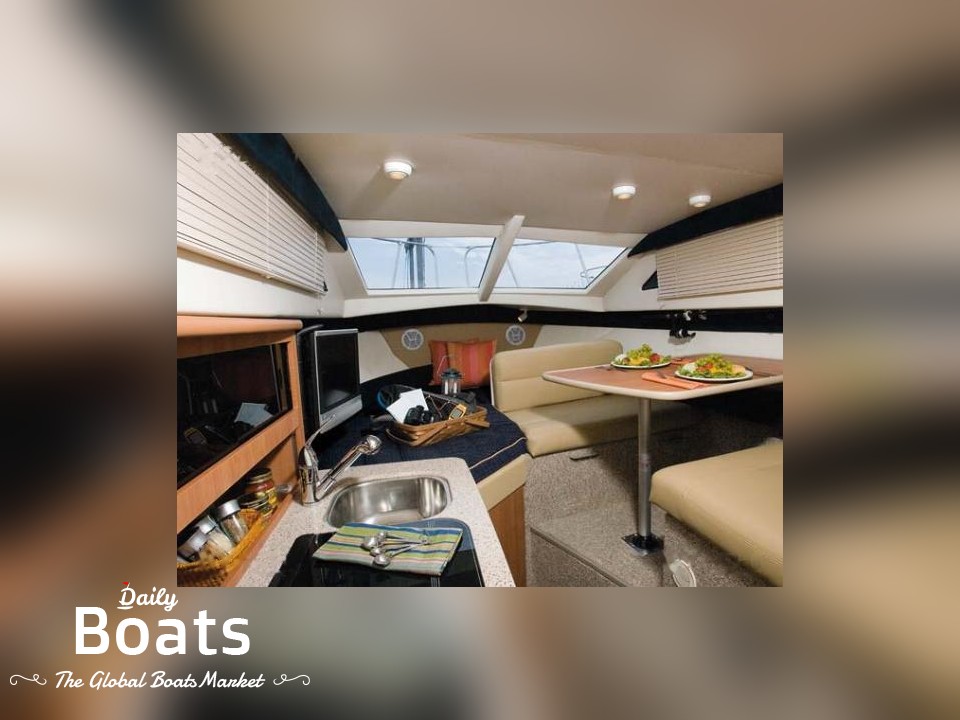 2009 Bayliner Discovery 246 for sale. View price, photos and Buy 2009 ...