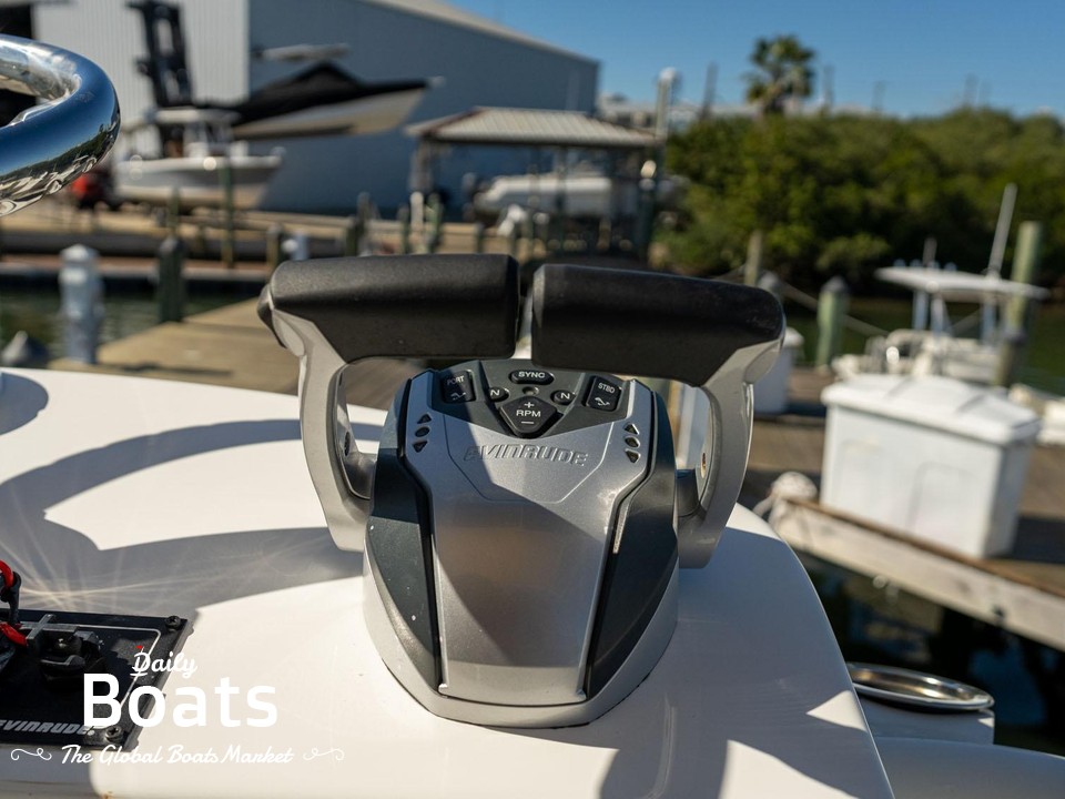 2018 World Cat 320 Dc for sale. View price, photos and Buy 2018 World ...