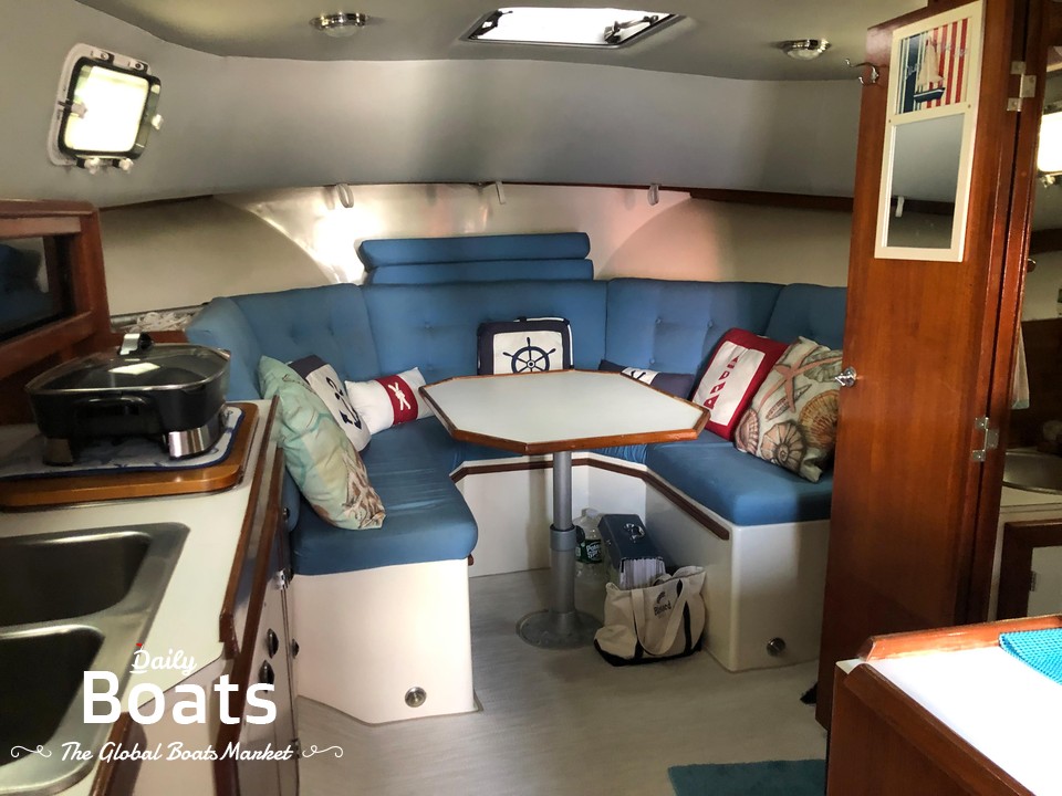 1991 Albin 32 Sportfisher for sale. View price, photos and Buy 1991 ...