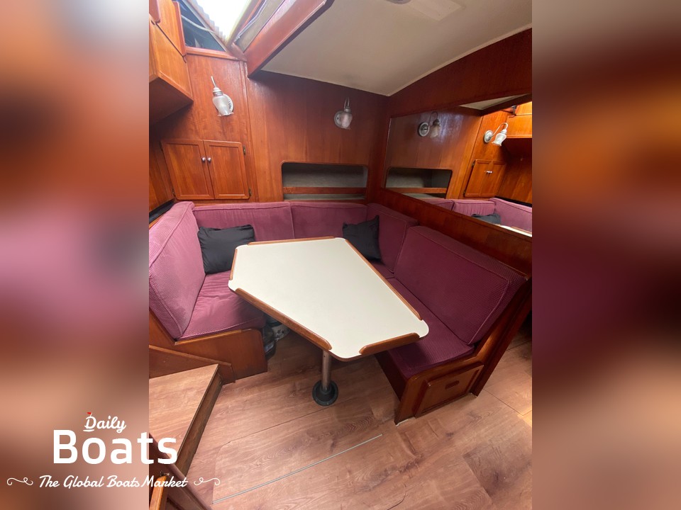 1984 Uniflite 42 Aft Cabin for sale. View price, photos and Buy 1984 ...