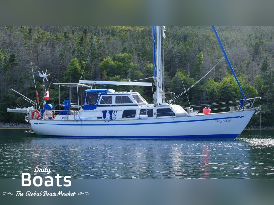 Cruising boats Cal 2.46 centre cockpit for sale - Daily Boats