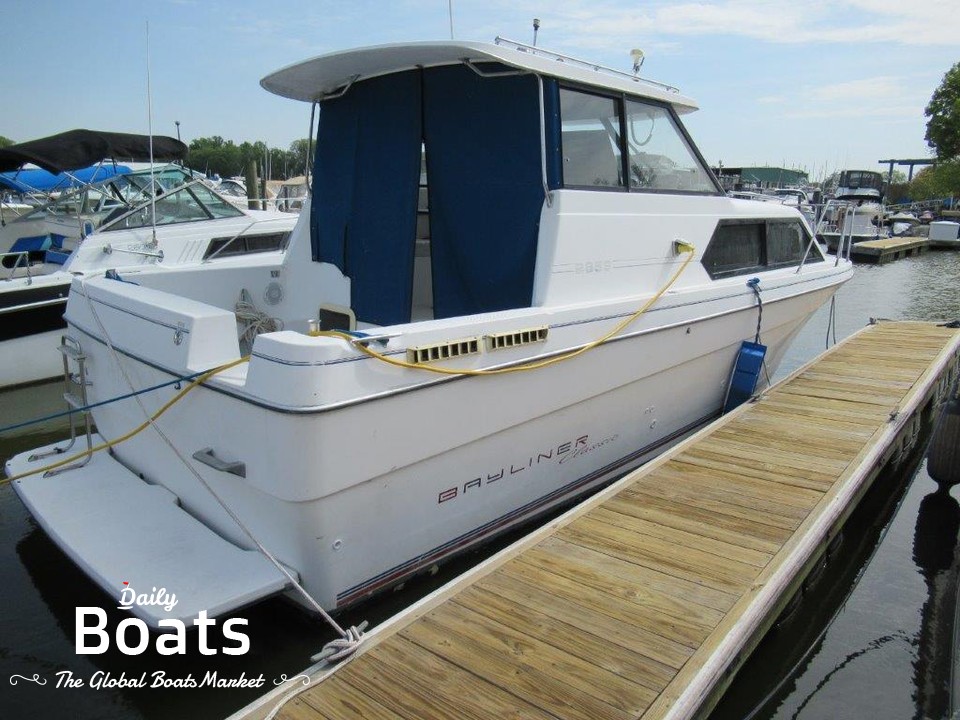 1993 Bayliner 2859 Classic Cruiser for sale. View price, photos and Buy ...