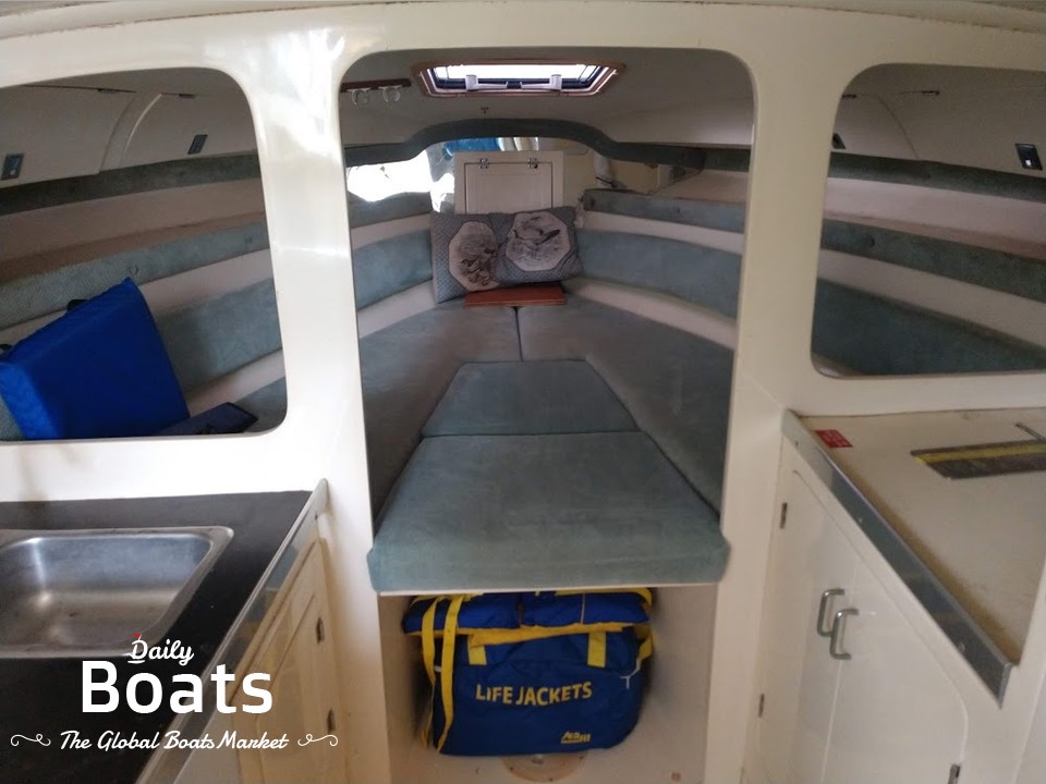 1993 Performer 32 for sale. View price, photos and Buy 1993 Performer ...