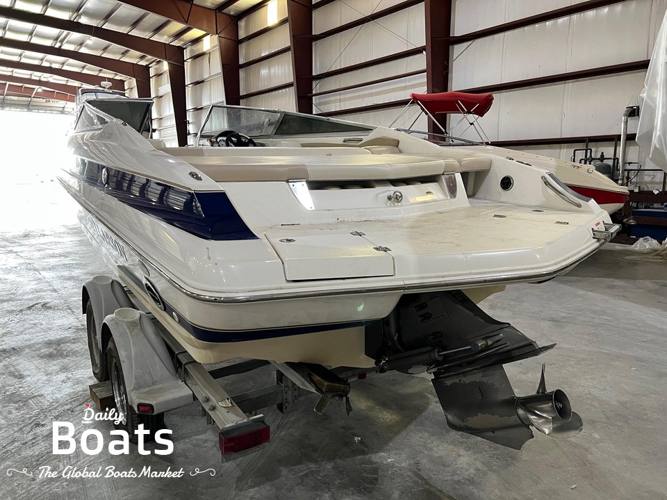 2005 Larson Lxi 228 for sale. View price, photos and Buy 2005 Larson ...