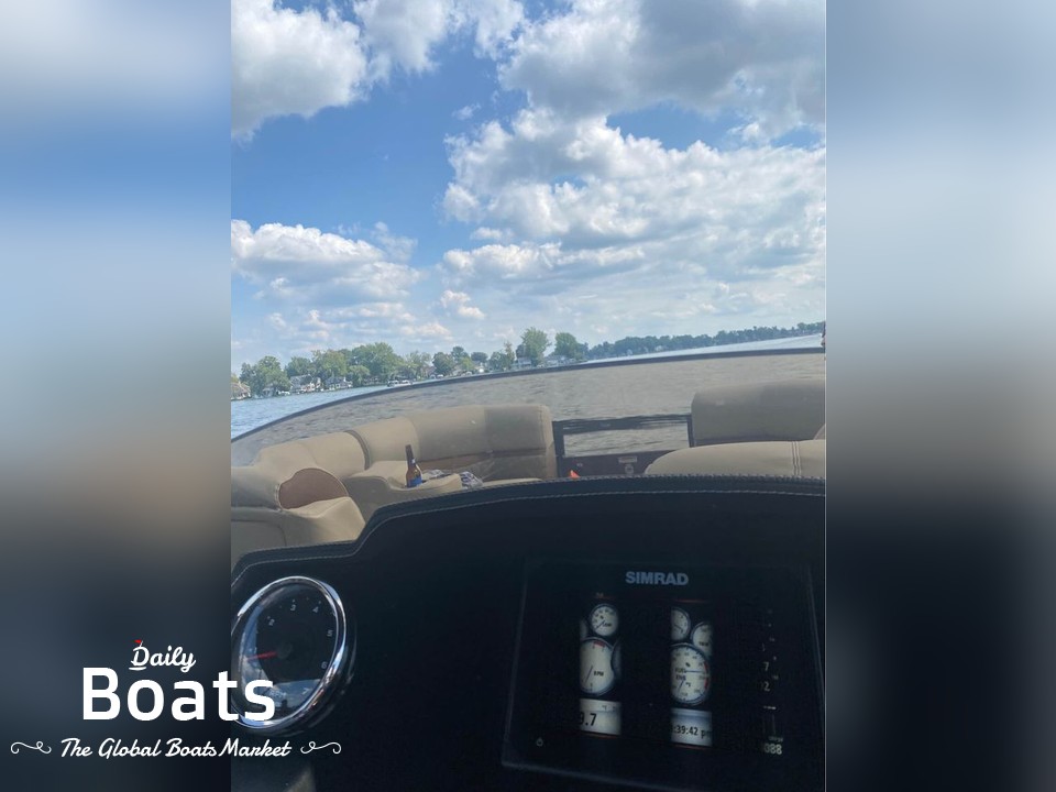 2018 Godfrey Sanpan 2500 Wb for sale. View price, photos and Buy 2018 ...