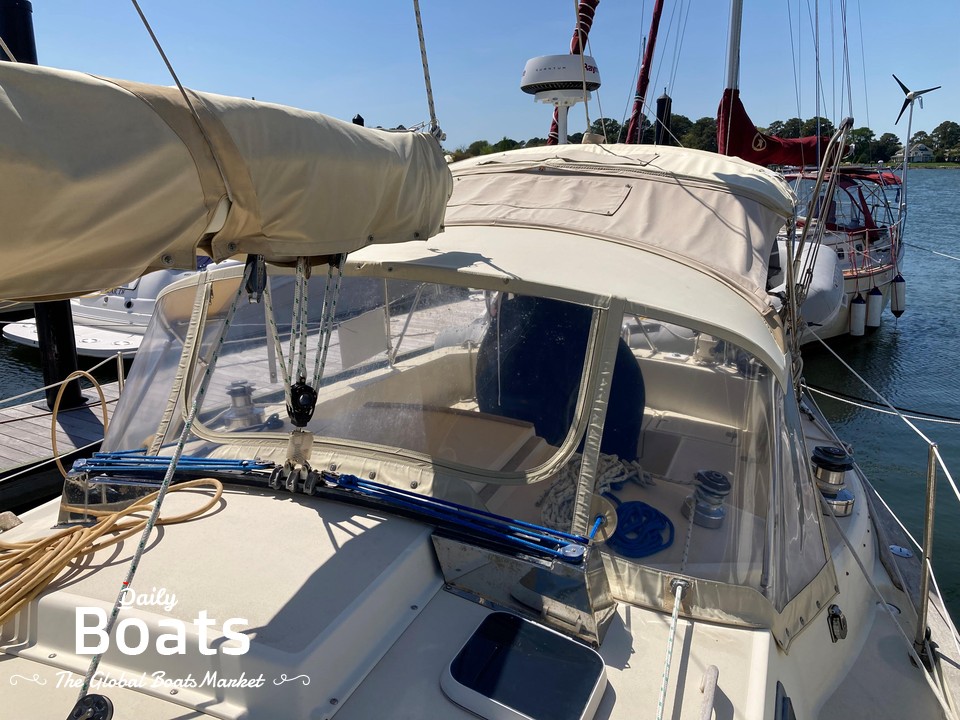 1979 Pearson 424 for sale. View price, photos and Buy 1979 Pearson 424 ...