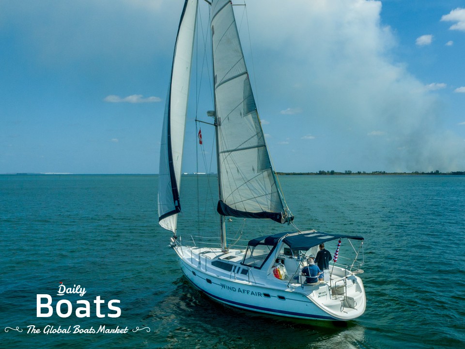 1996 Hunter 430 for sale. View price, photos and Buy 1996 Hunter 430 ...