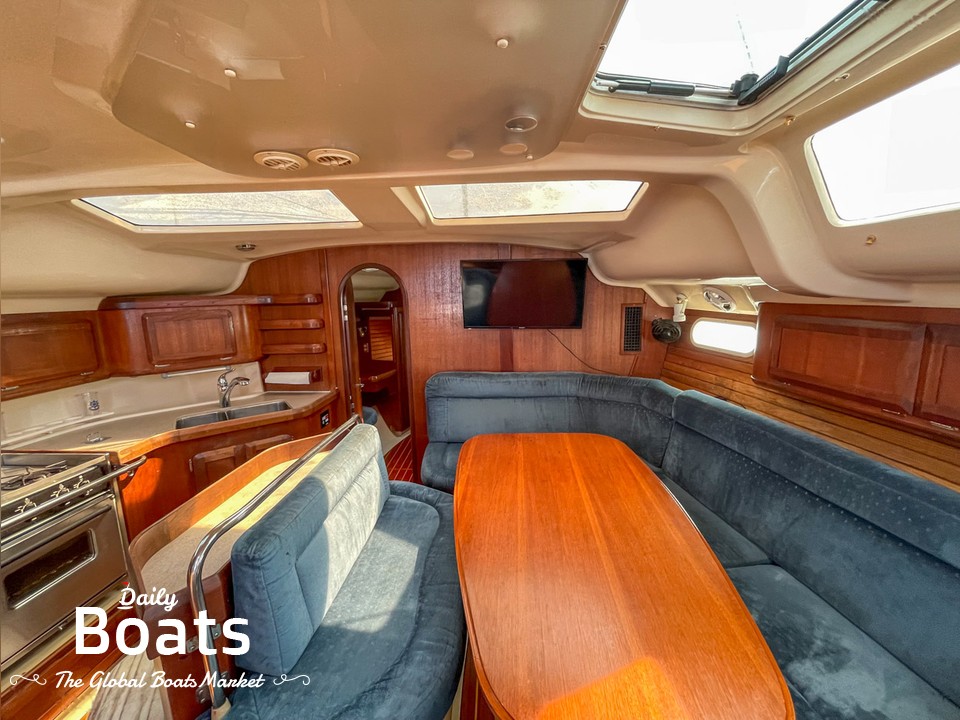 1996 Hunter 430 for sale. View price, photos and Buy 1996 Hunter 430 ...