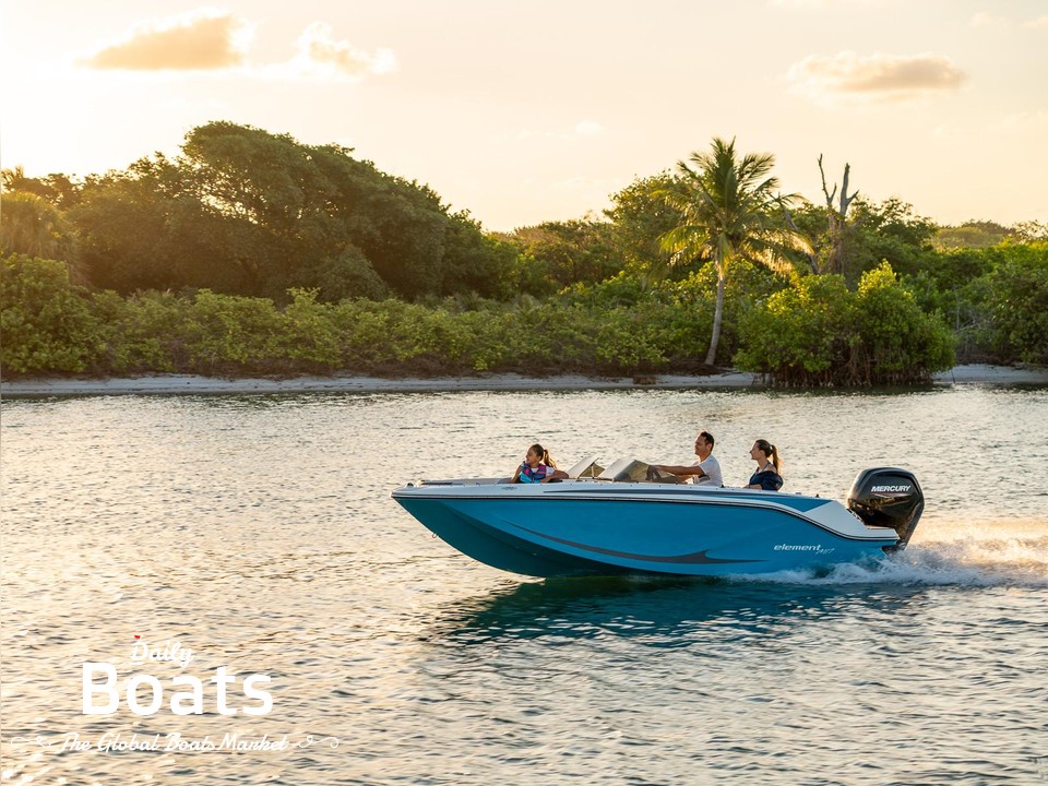 2022 Bayliner M17 for sale. View price, photos and Buy 2022 Bayliner ...