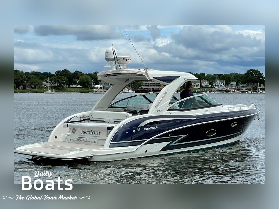 2018 Formula 350 Crossover Bowrider for sale. View price, photos and ...