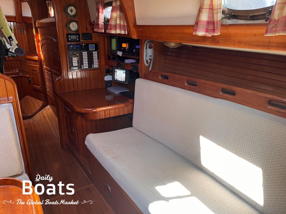 1984 Hans Christian 33T for sale. View price, photos and Buy 1984 Hans ...