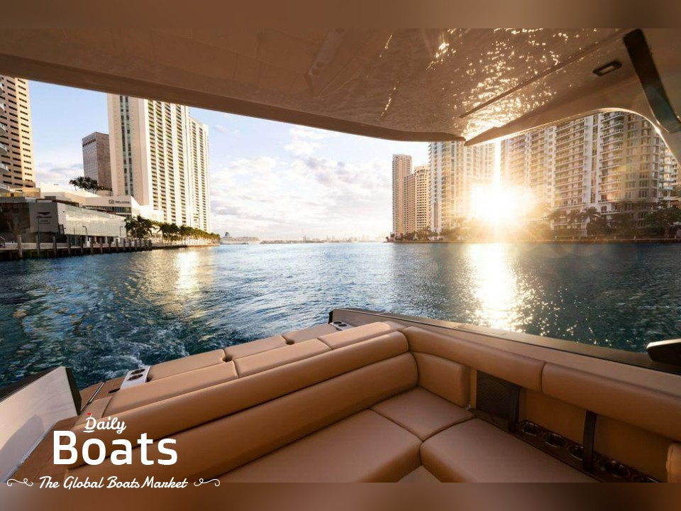 2022 Aviara Av32 Outboard for sale. View price, photos and Buy 2022 ...