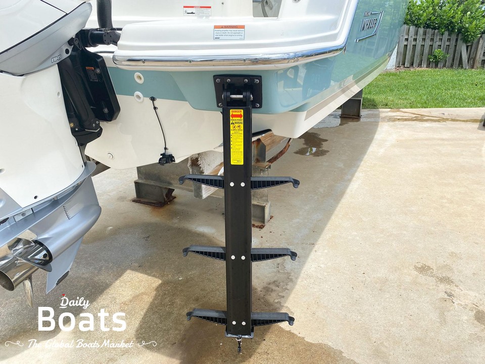 2019 Boston Whaler 23 Vantage Dc for sale. View price, photos and Buy ...