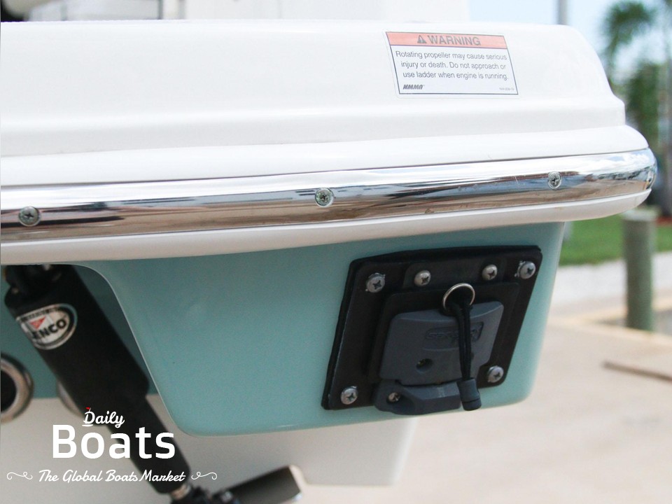 2019 Boston Whaler 23 Vantage Dc for sale. View price, photos and Buy ...