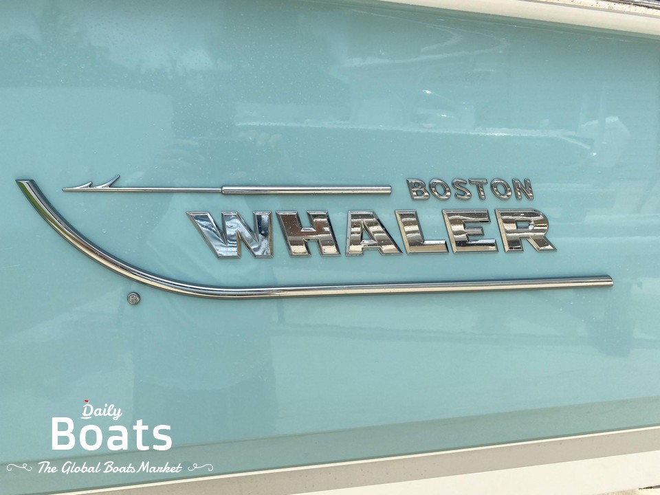 2019 Boston Whaler 23 Vantage Dc for sale. View price, photos and Buy ...