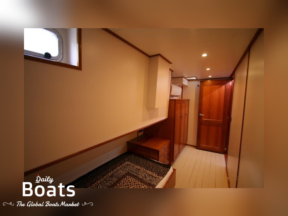2009 EXPLORER MOTOR YACHT for sale. View price, photos and Buy 2009 ...