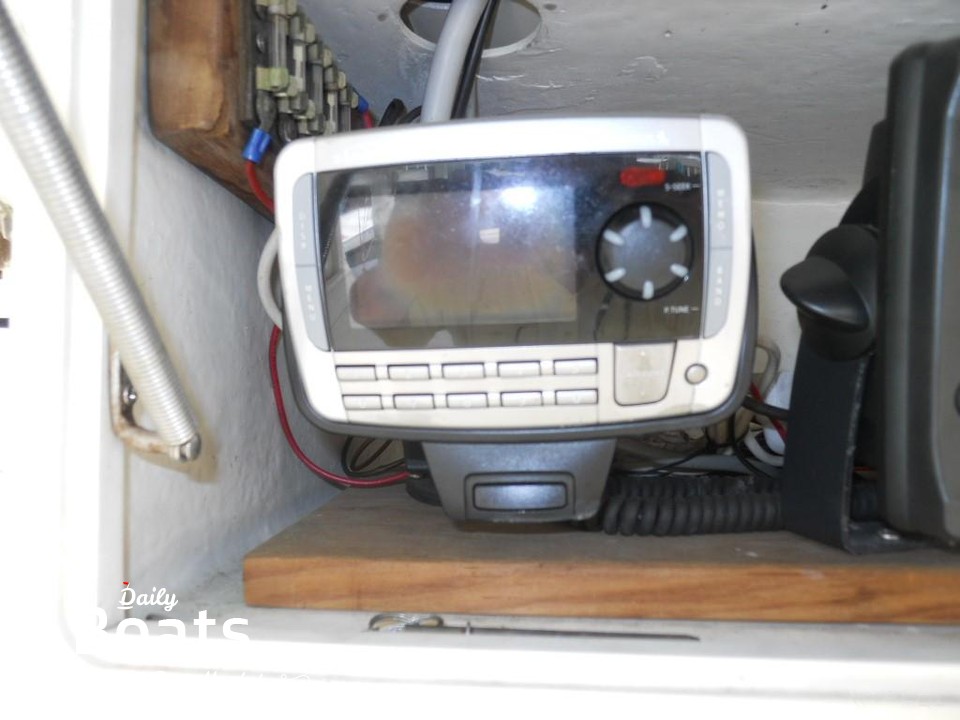 1986 Topaz 37 Sportfisherman W Flybridge for sale. View price, photos ...