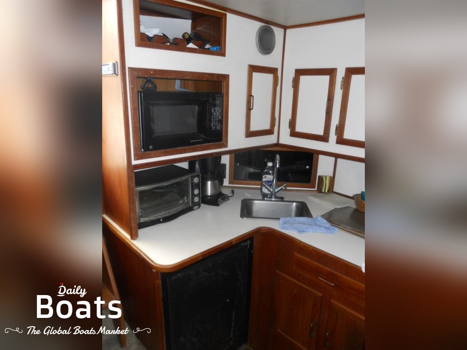 1986 Topaz 37 Sportfisherman W Flybridge for sale. View price, photos ...