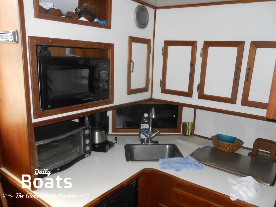 1986 Topaz 37 Sportfisherman W Flybridge for sale. View price, photos ...