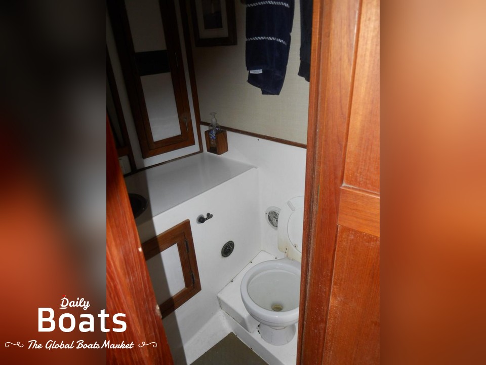 1986 Topaz 37 Sportfisherman W Flybridge for sale. View price, photos ...