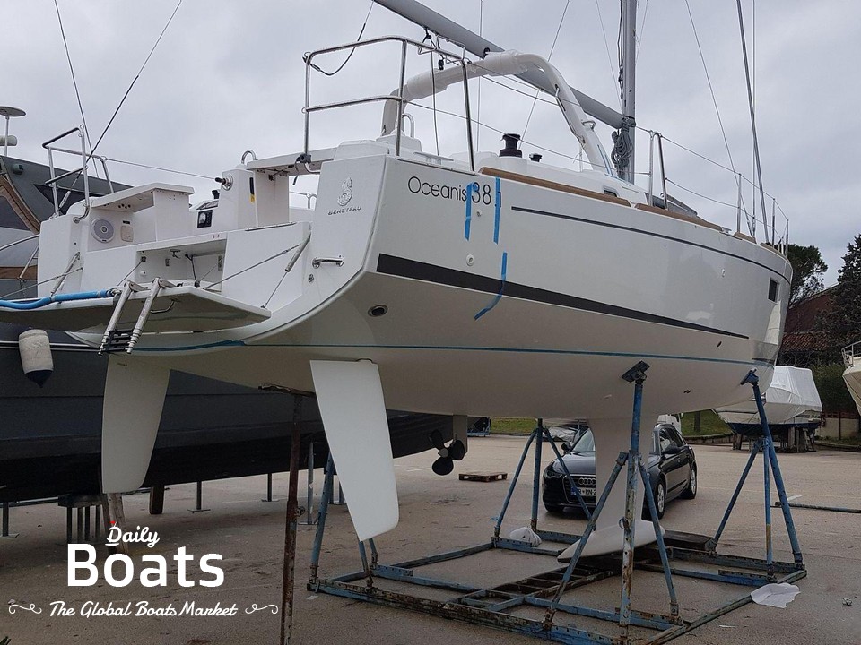 2018 Beneteau Oceanis 38.1 à vendre. Voir le prix, les photos et ...