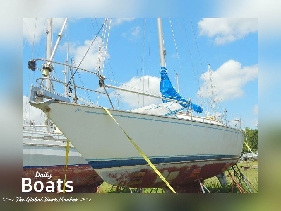 Morgan 323 for sale - Daily Boats