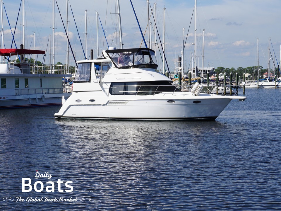 2001 Carver 356 Motor Yacht for sale. View price, photos and Buy 2001 ...