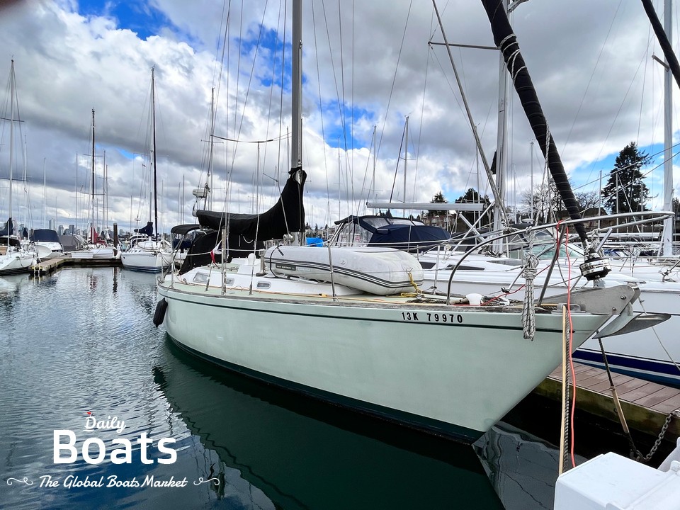 1974 Pearson 35 for sale. View price, photos and Buy 1974 Pearson 35 ...