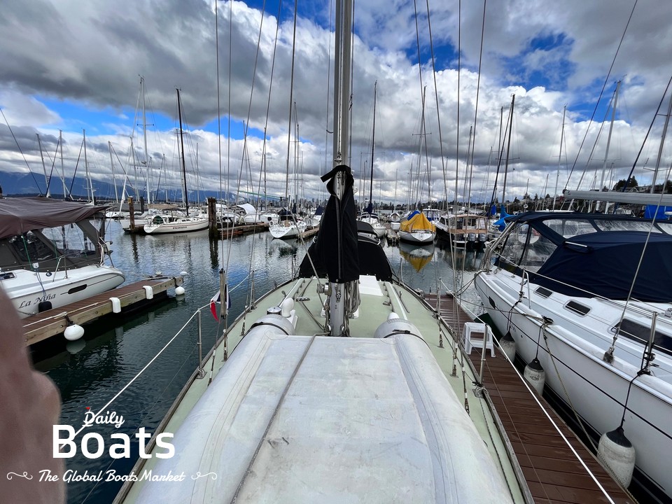 1974 Pearson 35 for sale. View price, photos and Buy 1974 Pearson 35 ...