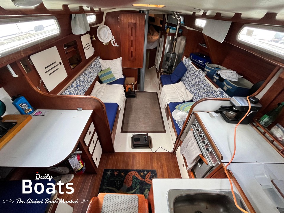 1974 Pearson 35 for sale. View price, photos and Buy 1974 Pearson 35 ...