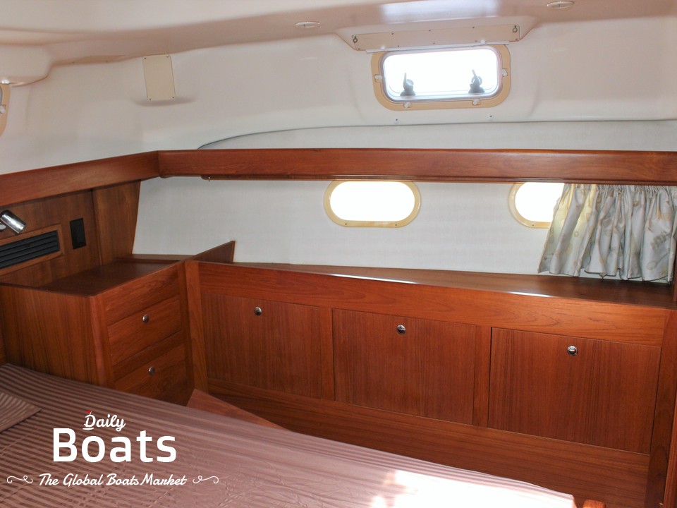 2004 Hunter 420 for sale. View price, photos and Buy 2004 Hunter 420 ...