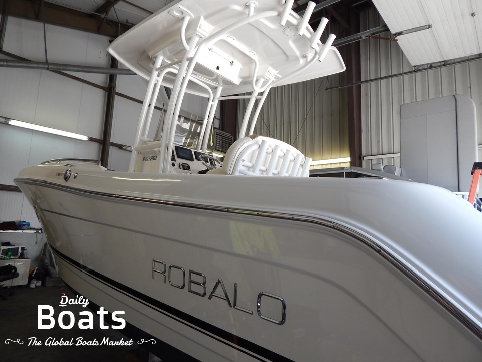 2017 Robalo R222Es for sale. View price, photos and Buy 2017 Robalo ...