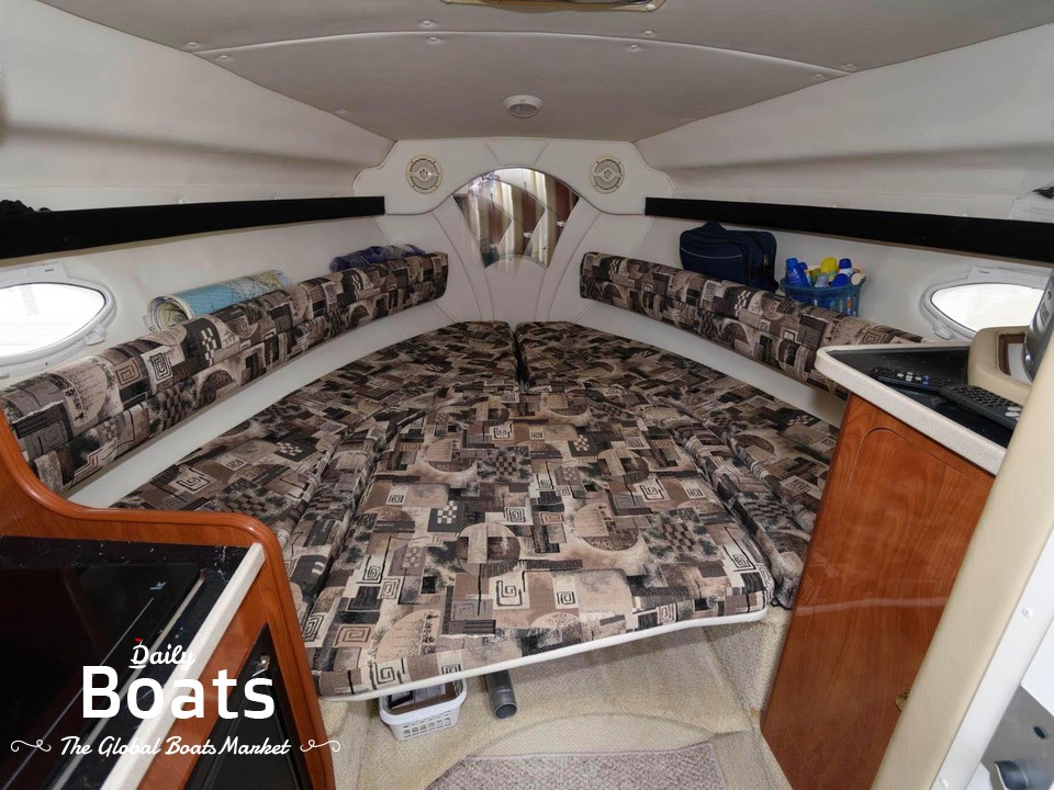 2004 Rinker Fiesta Vee 270 for sale. View price, photos and Buy 2004 ...