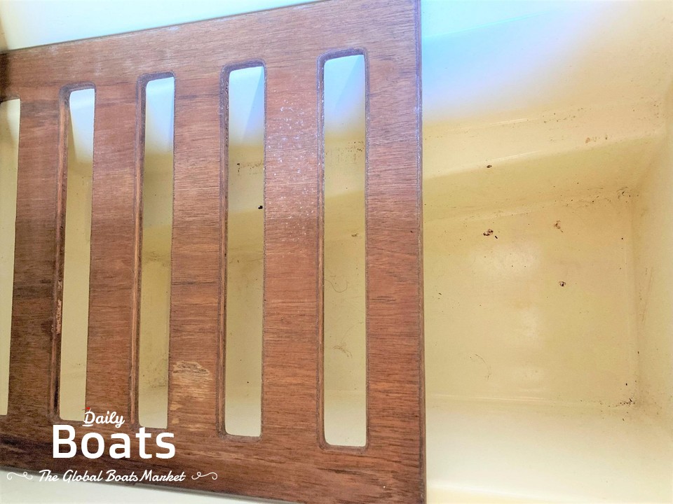 1981 Sunstar 28 for sale. View price, photos and Buy 1981 Sunstar 28 ...