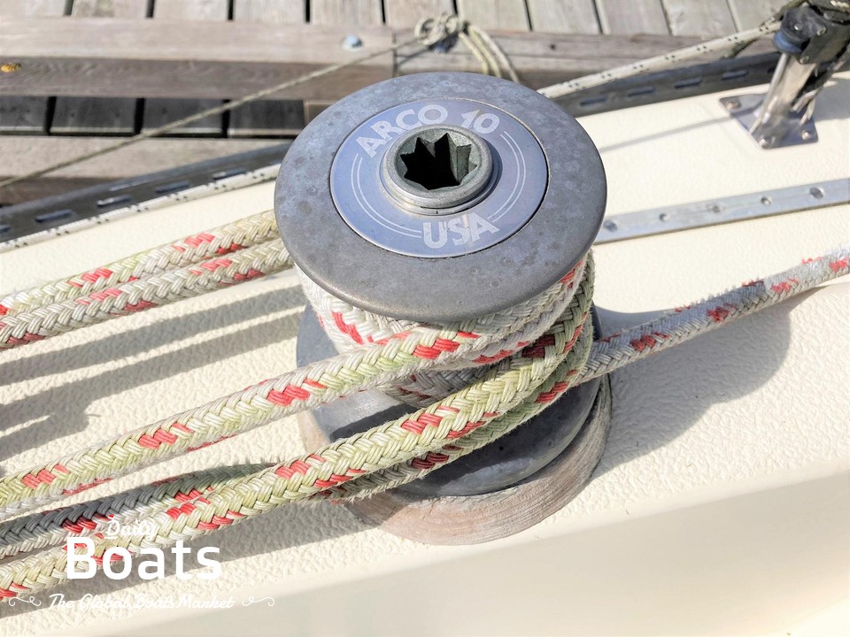 1981 Sunstar 28 for sale. View price, photos and Buy 1981 Sunstar 28 ...