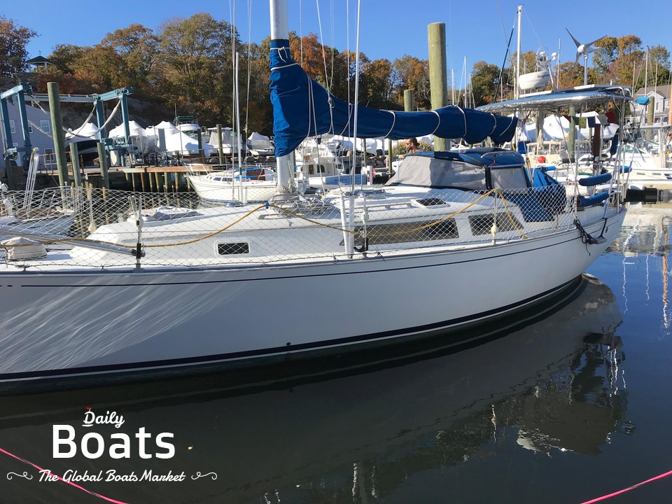 1984 C&C Landfall 35 for sale. View price, photos and Buy 1984 C&C ...