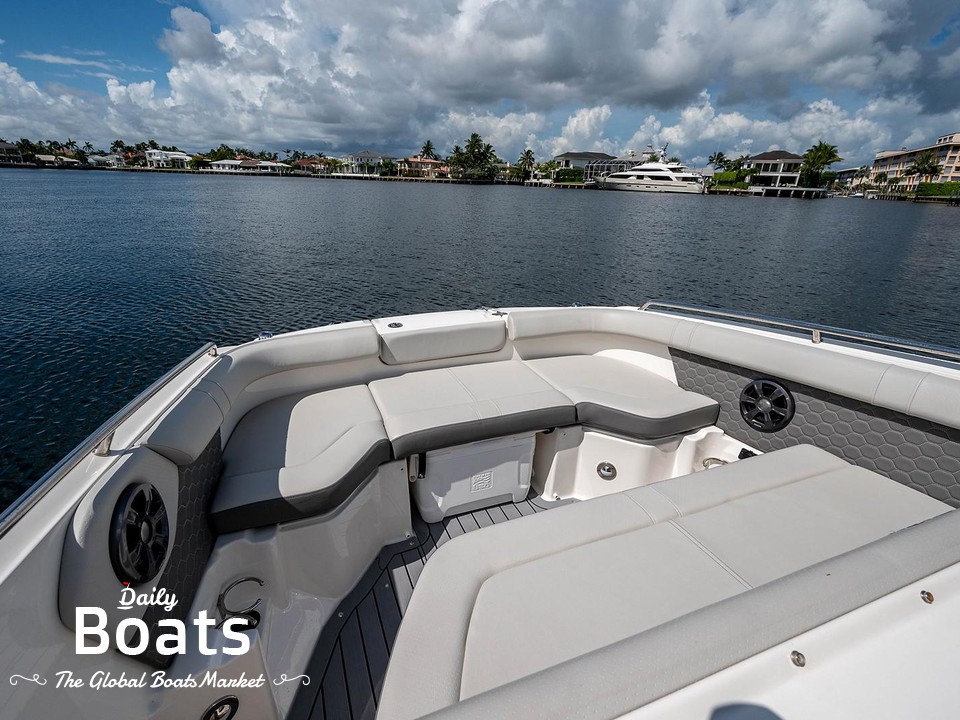 2021 Sea Ray 25 Sdx for sale. View price, photos and Buy 2021 Sea Ray ...