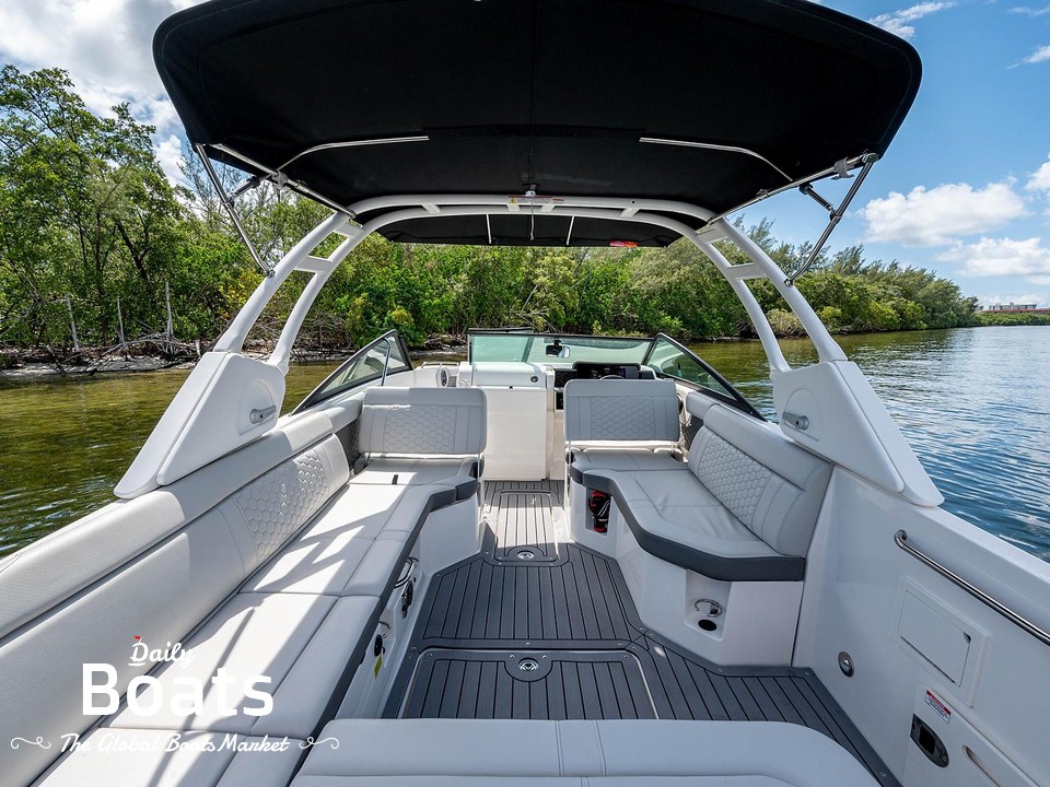 2021 Sea Ray 25 Sdx for sale. View price, photos and Buy 2021 Sea Ray ...