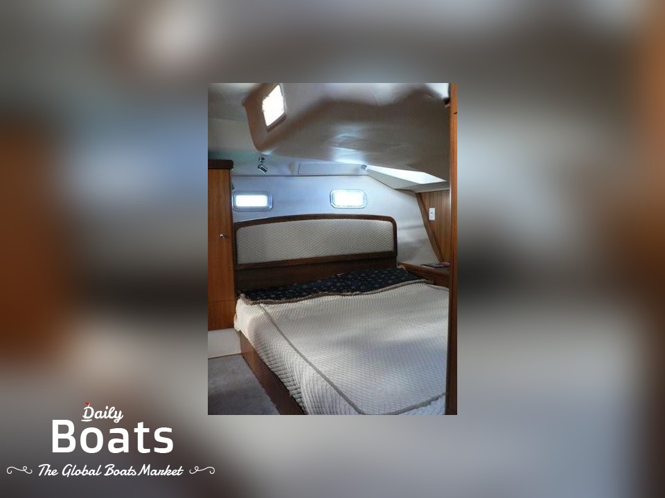 2004 Hunter 44 Deck Salon for sale. View price, photos and Buy 2004 ...