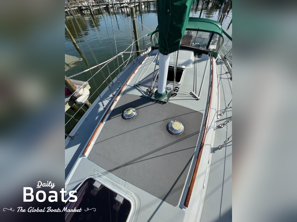 1989 Ericson 35-3 for sale. View price, photos and Buy 1989 Ericson 35 ...