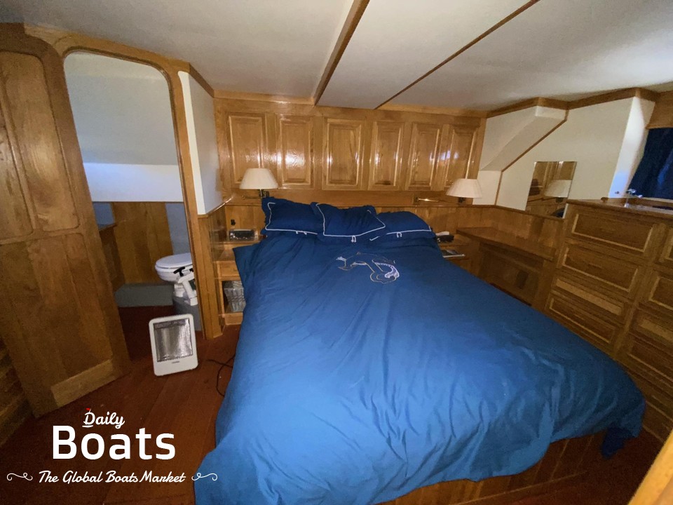 1994 Custom Command Bridge Yacht for sale. View price, photos and Buy ...